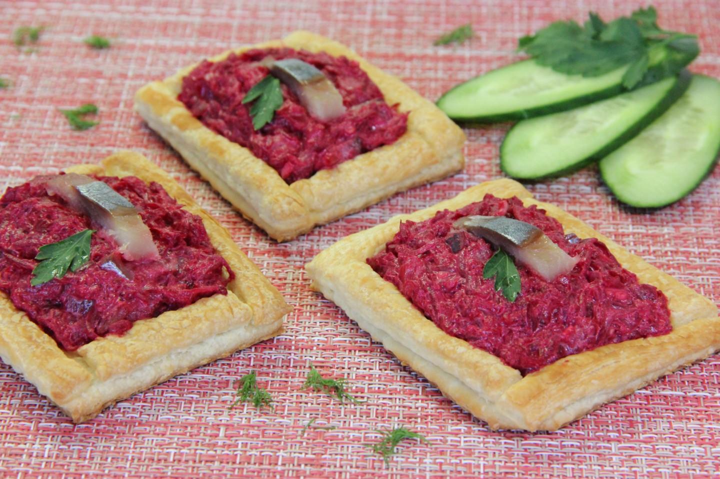 Puff pastry boxes with filling recipe with photos step by step