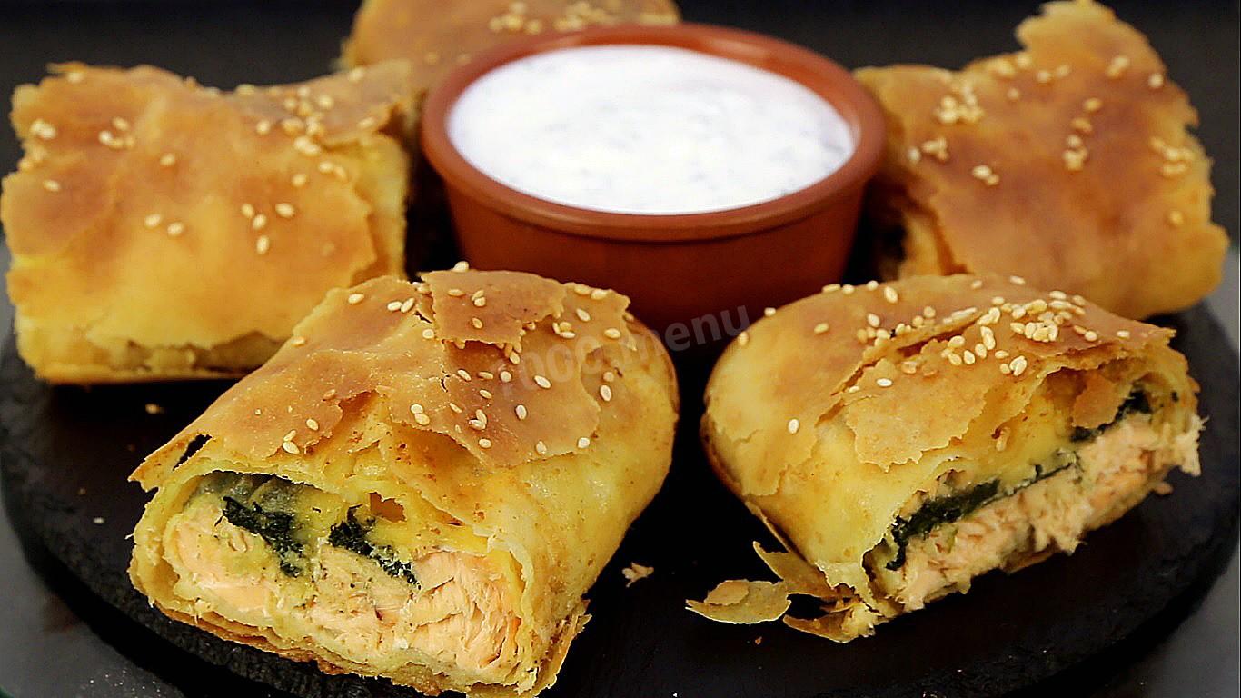 Crispy strudel with salmon, spinach and cheese recipe with photos step ...