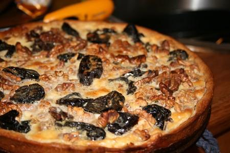 Walnut prune shortbread pie recipe with photos step by step